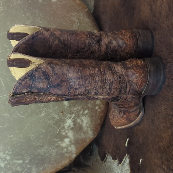 CAVENDERS | Shoes | Cavenders Brown Distressed Leather Cowgirl Boots ...